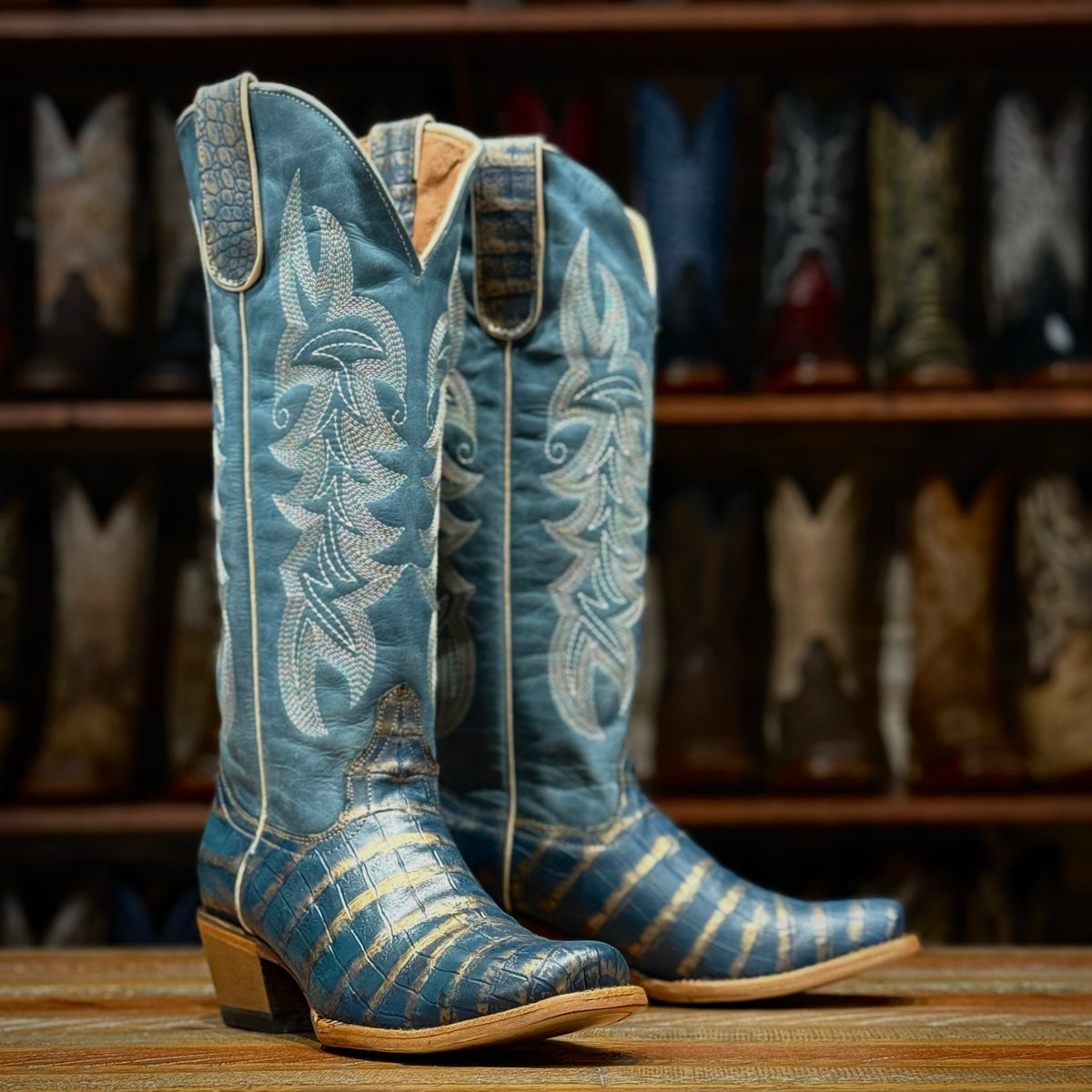 TML205418 – Tanner Mark Boots