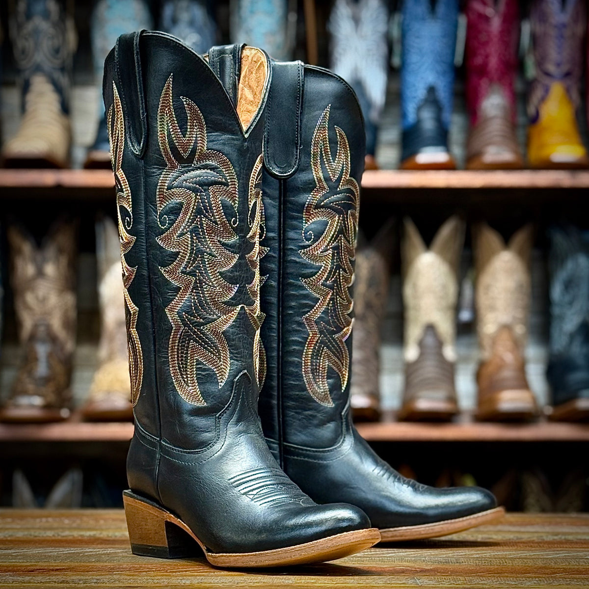 TML205387 – Tanner Mark Boots