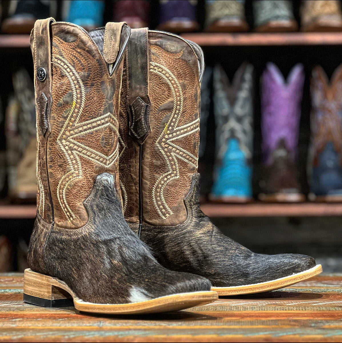 TM205564 – Tanner Mark Boots