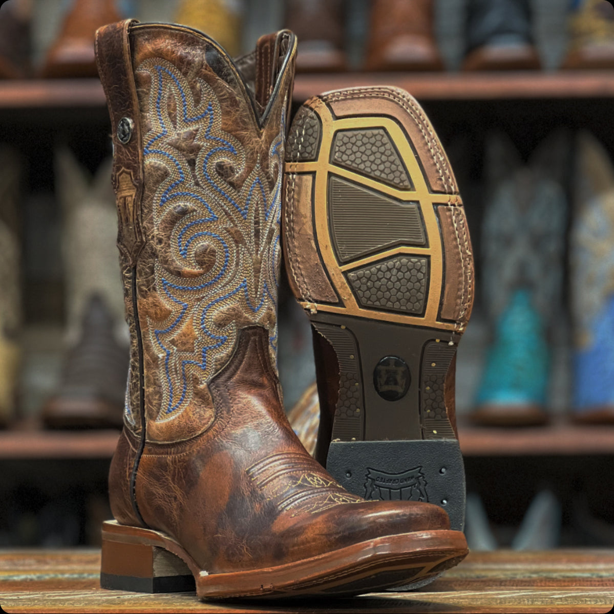 TM207044 – Tanner Mark Boots