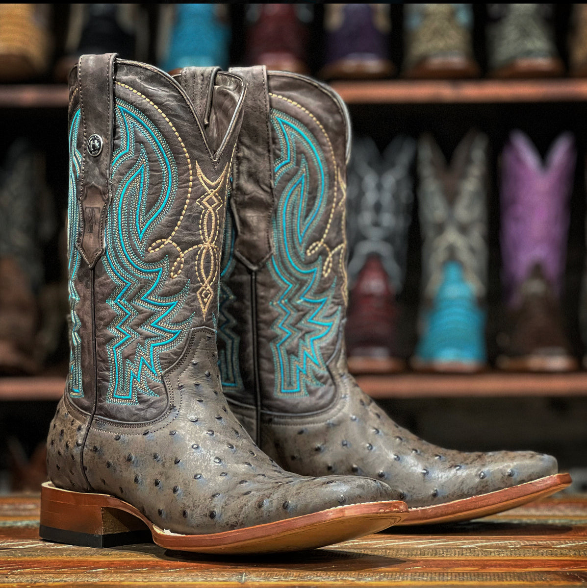 TM205567 – Tanner Mark Boots